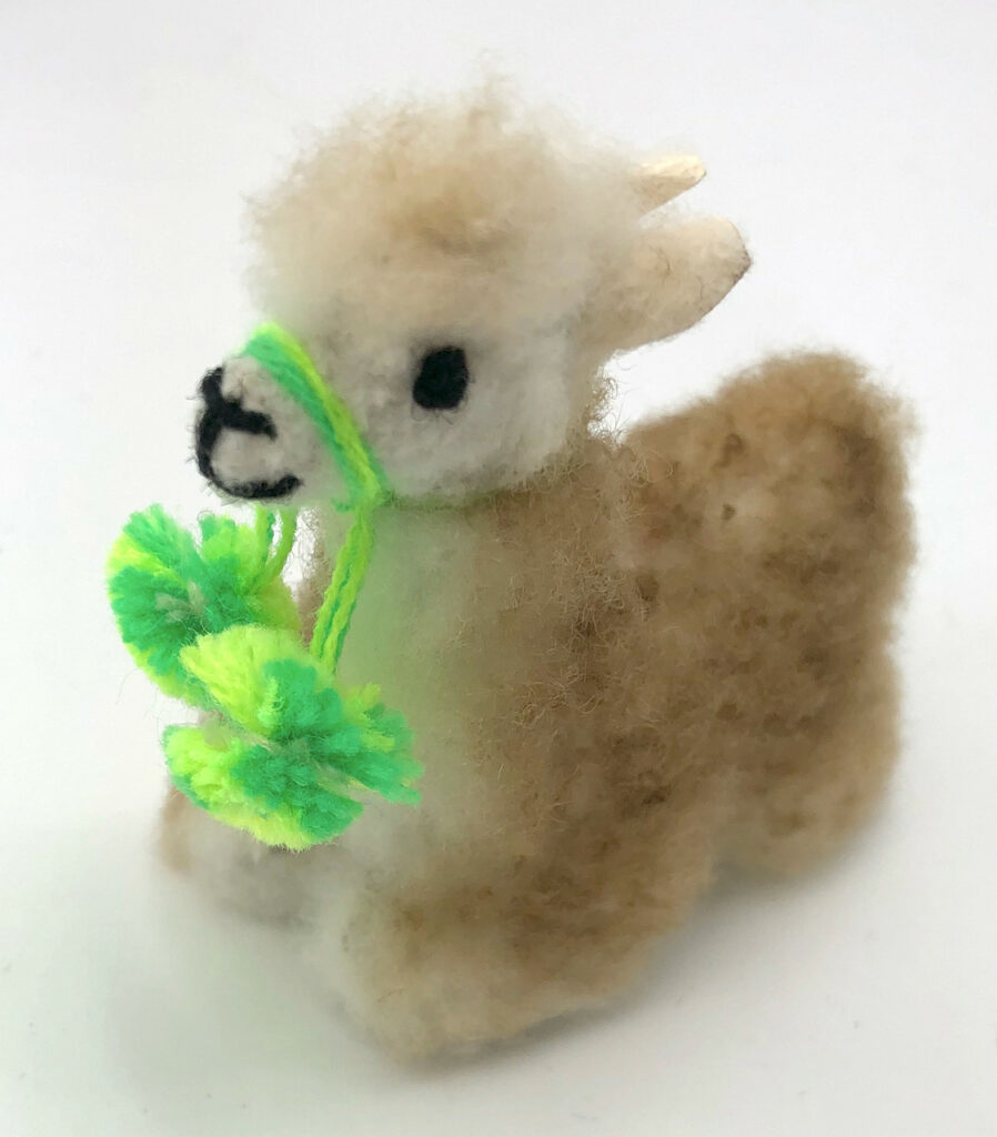 Vicuna / Llama / Alpaca Figurine with Pom Poms 4"- Lamb Wool - Alpaca ...